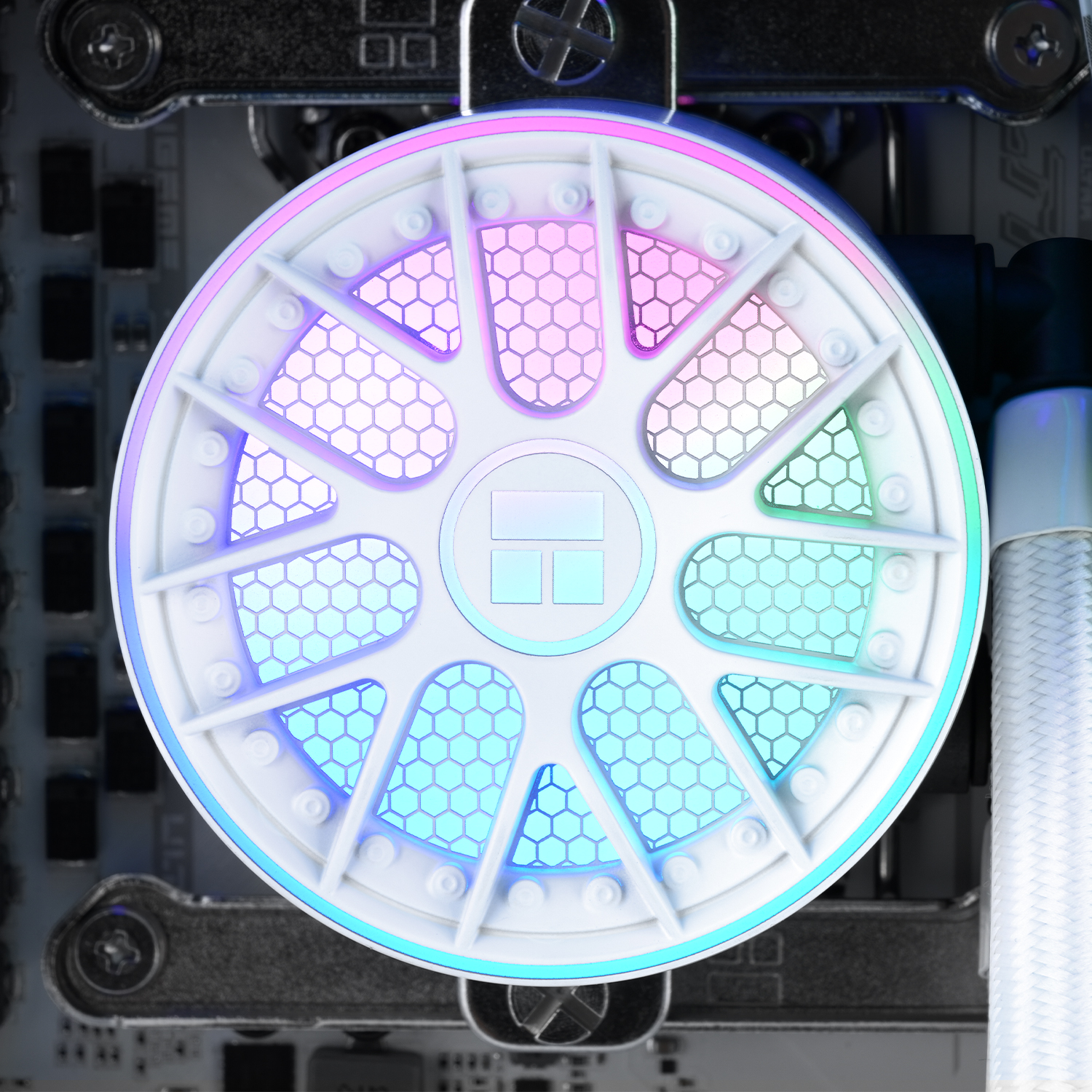 Thermalright Aqua Elite 360 V6 Liquid Cooler - White | RAIQ